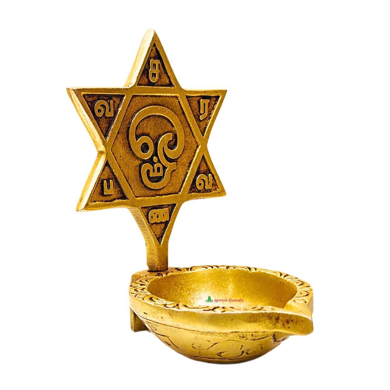 Om Saravana Bhava Vilakku - Aalayam Selveer