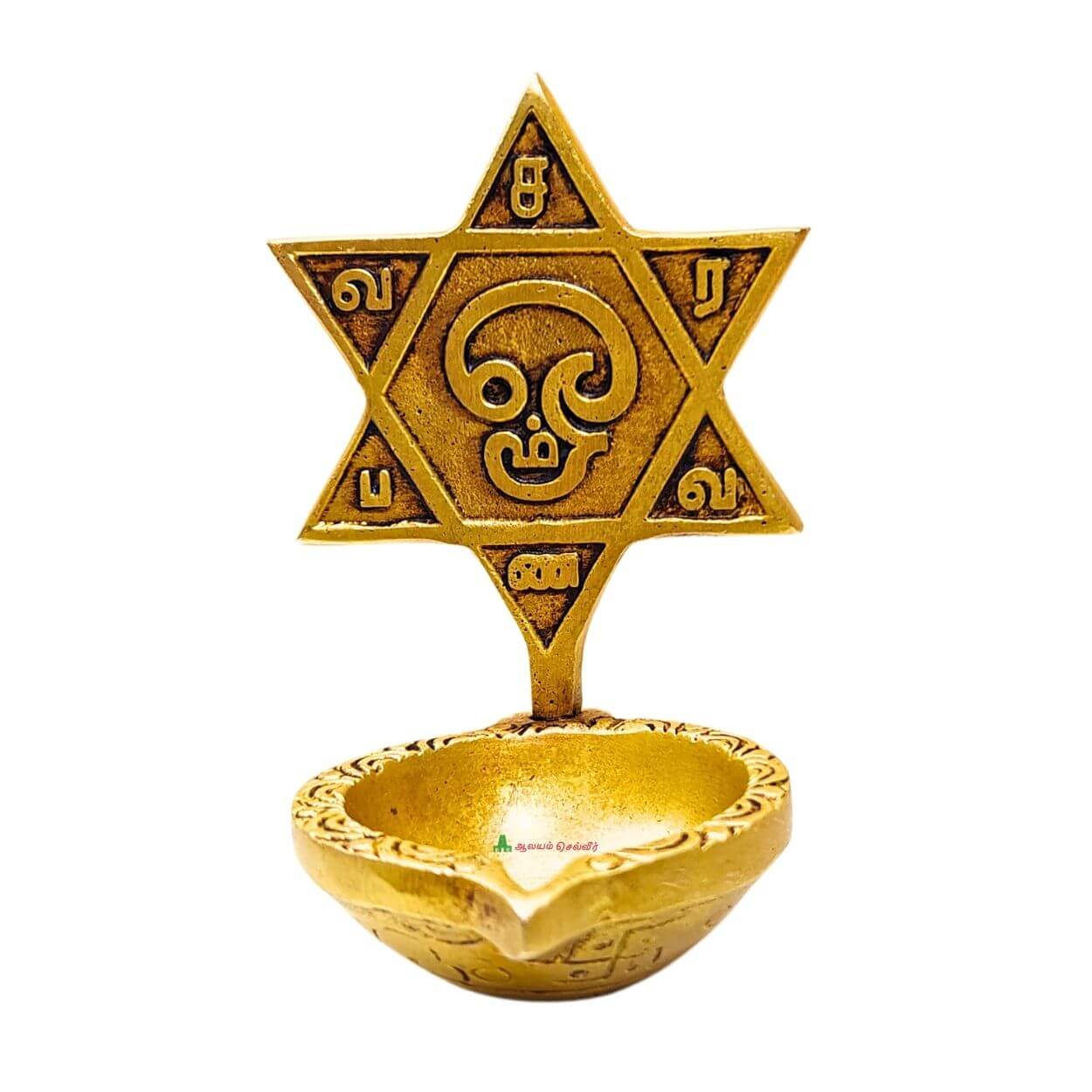 Om Saravana Bhava Vilakku - Aalayam Selveer